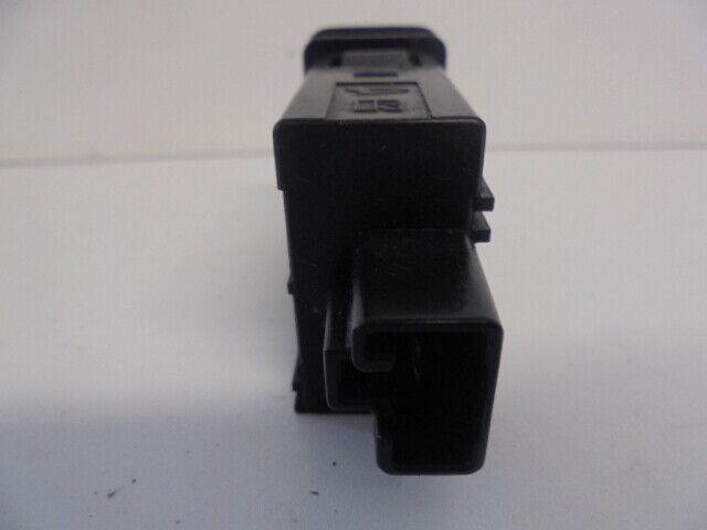 DAIHATSU CHARADE Hatch Wash/Wipe Switch 1995: 28203 – GW Bridges